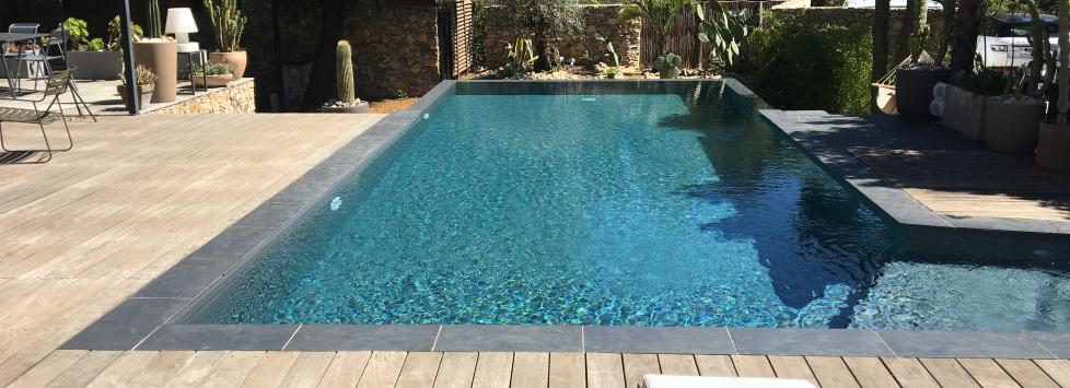 AZUR COMPOSITES PISCINES - PISCINES SONEREM - La Fédération des ...